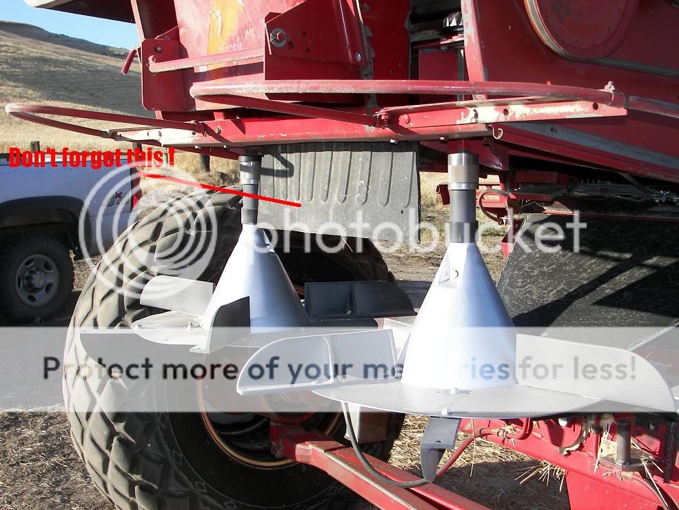 straw spreader 1660 | The Combine Forum