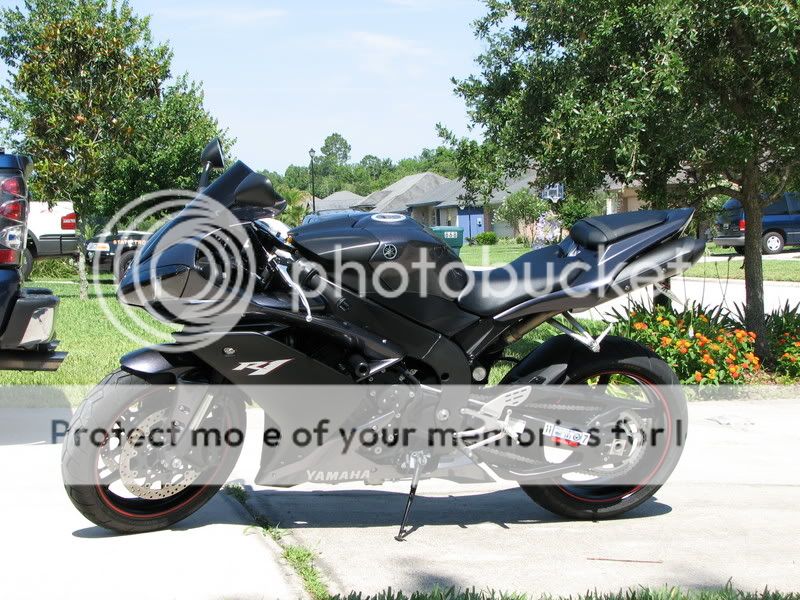 2004 - 2007 R1 (black) comparison pictures | Yamaha R1 Forum: YZF-R1 Forums