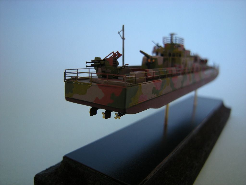 German Kriegsmarine FLAK Barge - Maritime WWII - Britmodeller.com