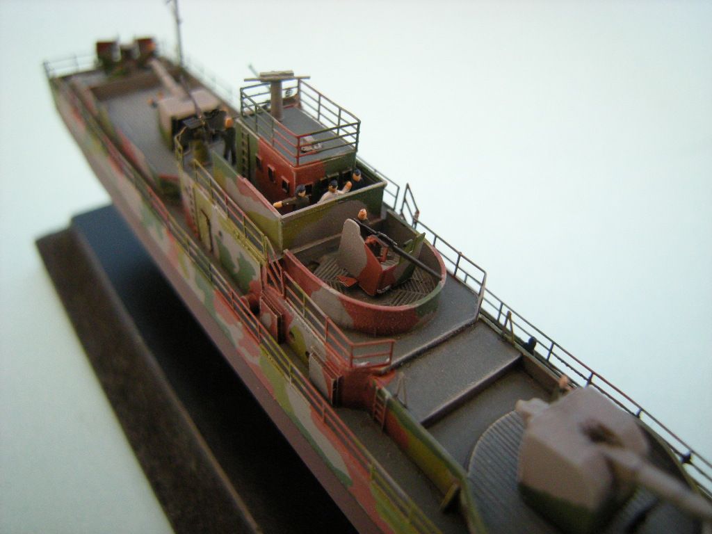 German Kriegsmarine FLAK Barge - Maritime WWII - Britmodeller.com