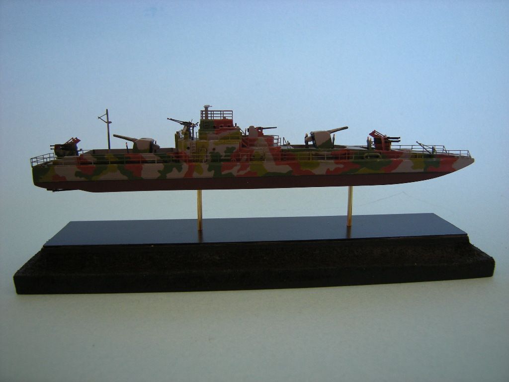 German Kriegsmarine FLAK Barge - Maritime WWII - Britmodeller.com