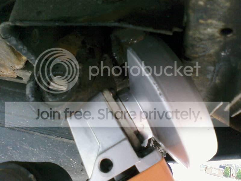 Shackle Install | Jeep Cherokee Talk