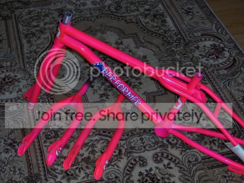 NOS Day Glo Pink 1986 GT Pro Performer - BMXmuseum.com Forums