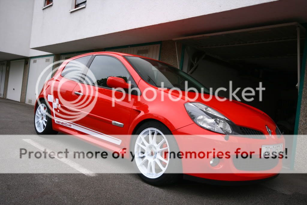 Clio 197 Racing Red